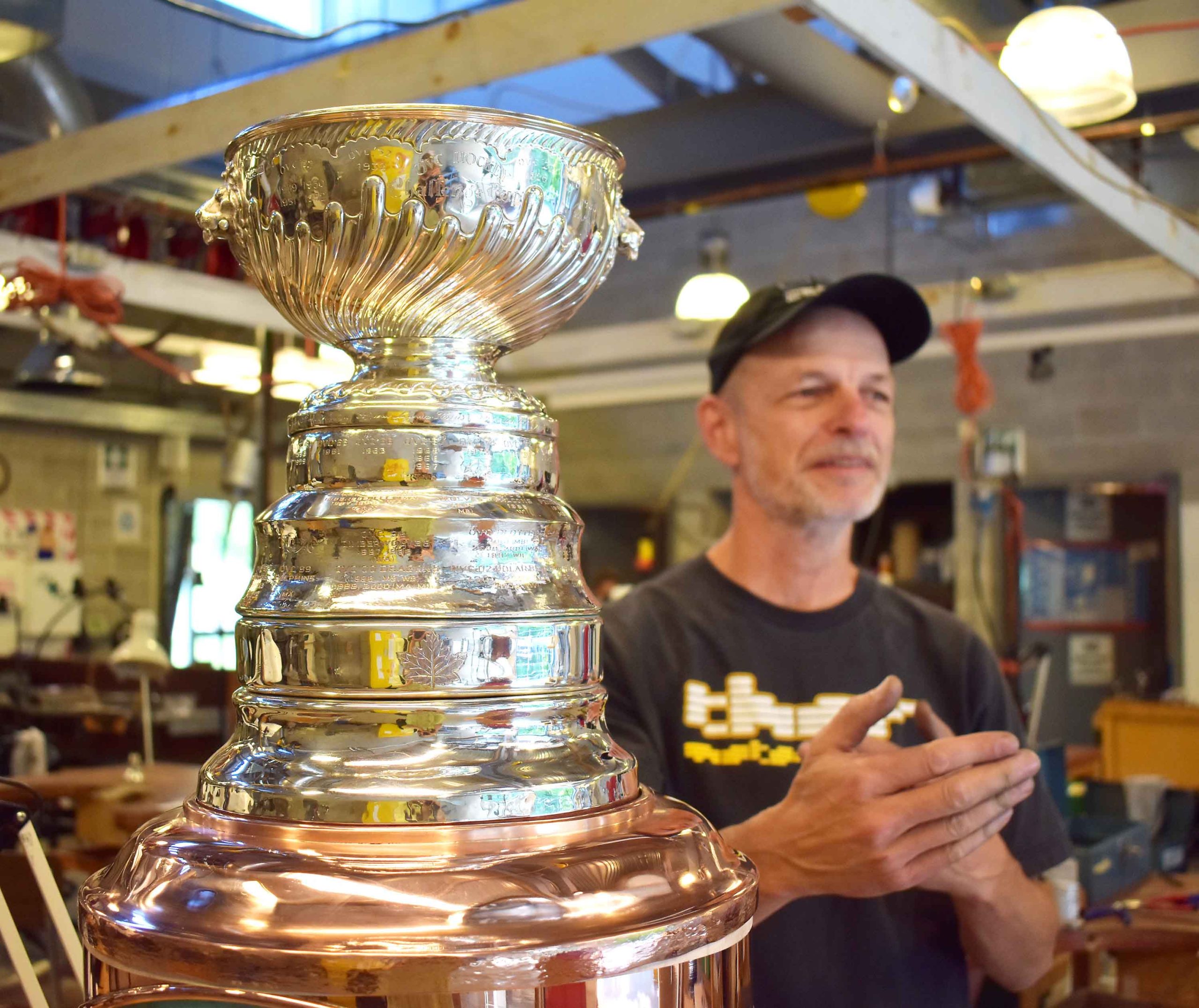 Student creates hockey trophy for the University of Guelph » Minden Times